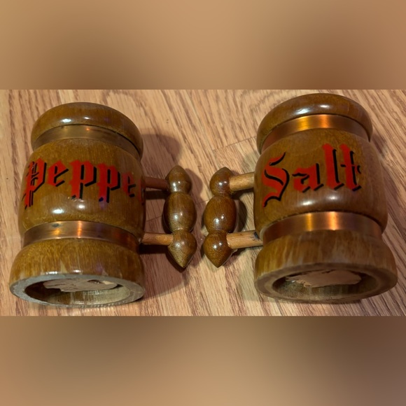 Kitchen | Vintage Wood Copper Salt Pepper Shakersmcm | Poshmark
